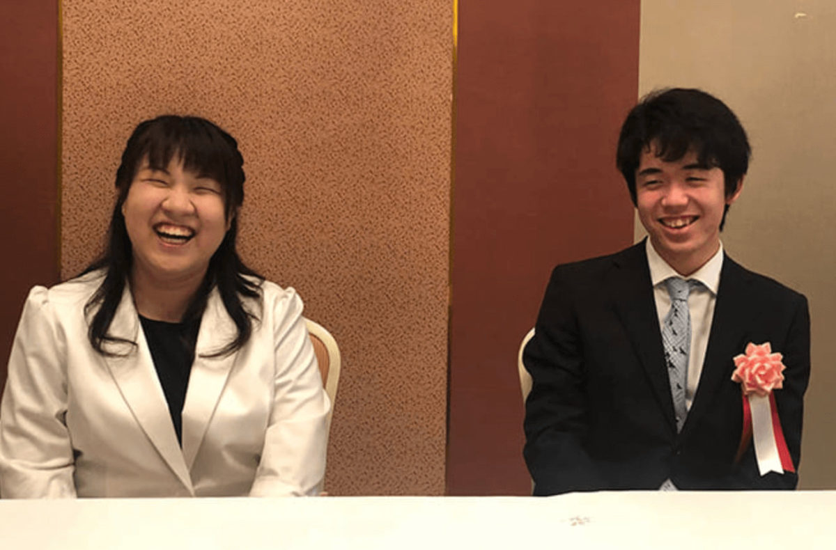 藤井聡太の姉妹弟子！バツイチで可愛い室田伊緒とお喋りな中澤沙耶｜aulii.net